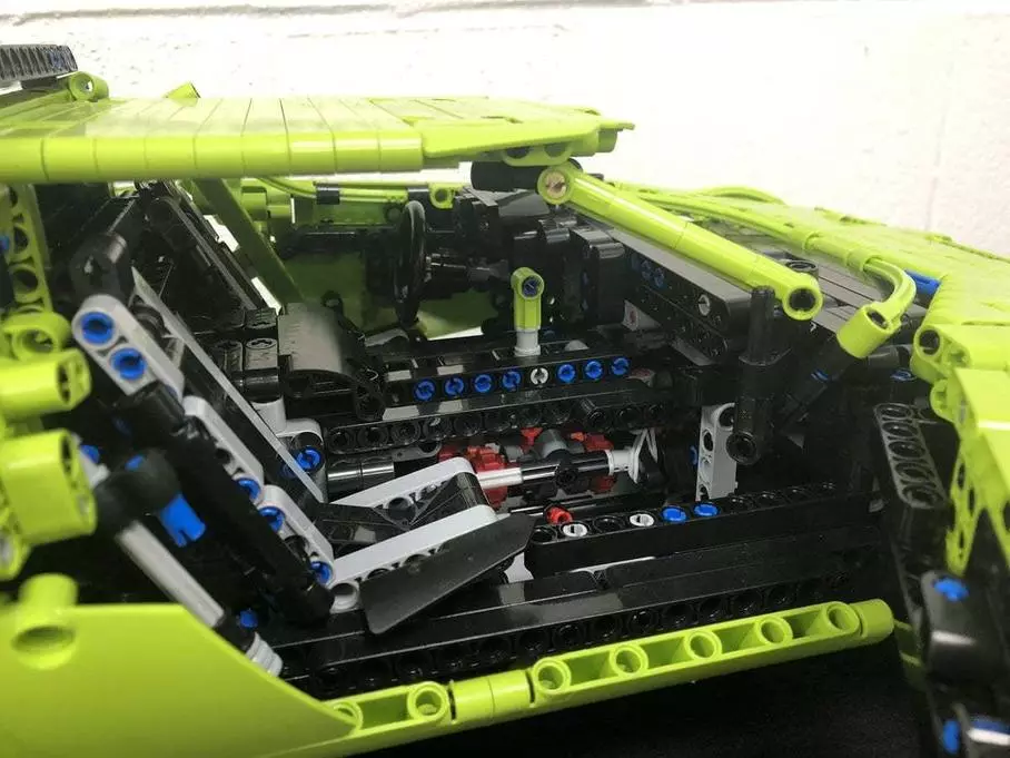 LEGO డిజైనర్ పోర్స్చే 911 GT3 నుండి Lancia Stratos సేకరించిన 17899_3