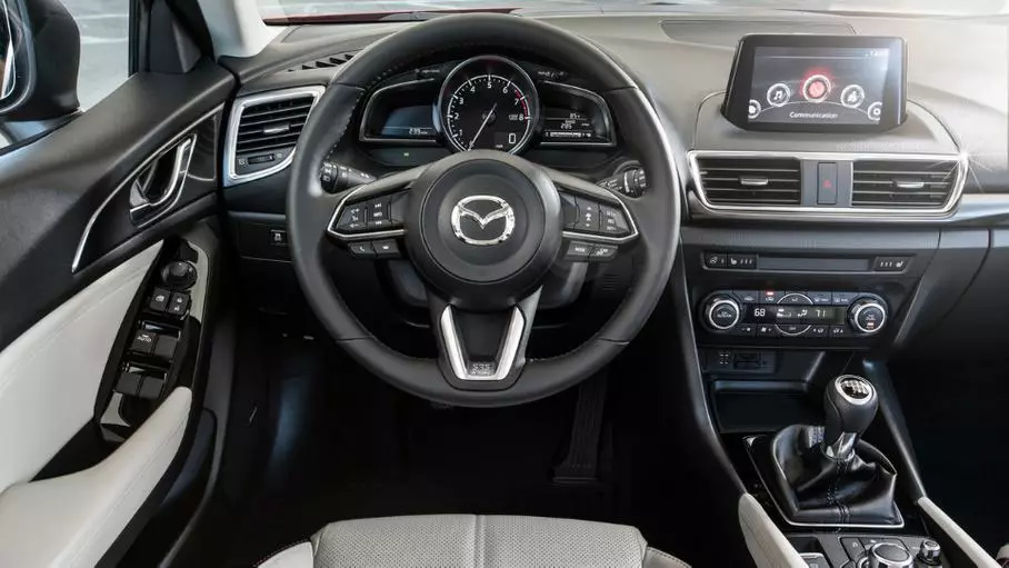 Mazda ĝisdatigis la 