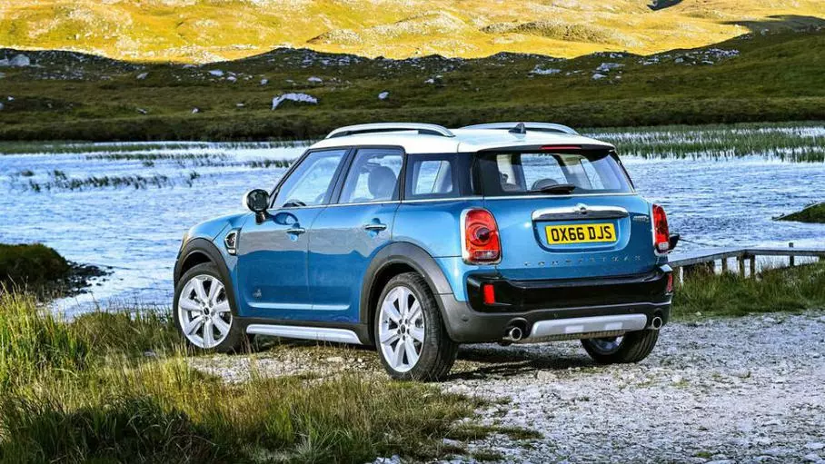 Mini Countryman telah menjadi hibrida 19686_5