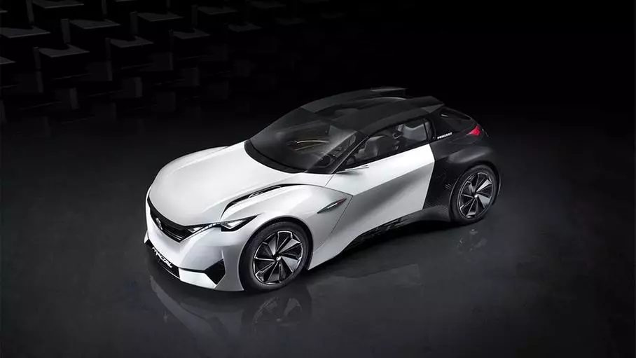 V Peugeotu je izdelal prototip urbane coupe-kabriolet na električni 20675_2