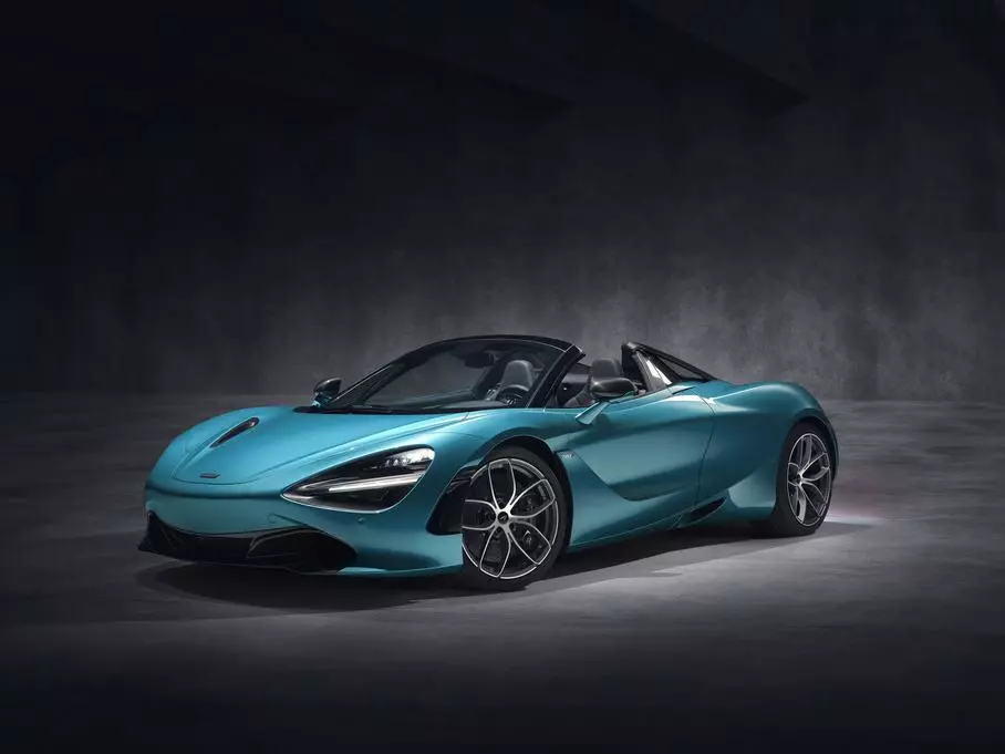 McLaren introducerade den öppna versionen av 720-talet 21005_1