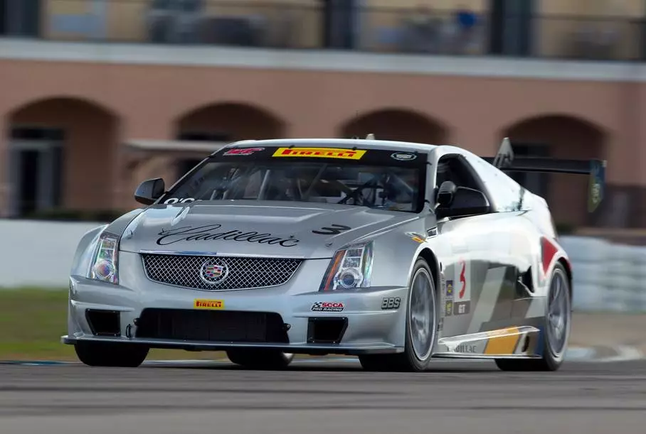 Detroit Sprinters: Cadillacs Bisa Dadi 300 km / jam 2119_14