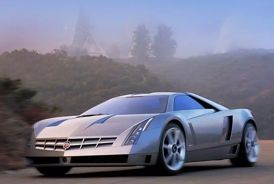 Detroit sprinters: Cadillacs 300 ڪلوميٽر / ايڇ وڃڻ جي قابل 2119_7