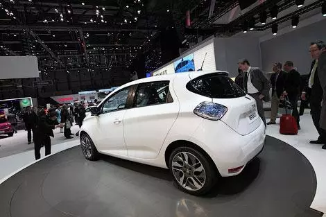 Electrocar Renault Zoe爆发而不充电210公里 21529_3