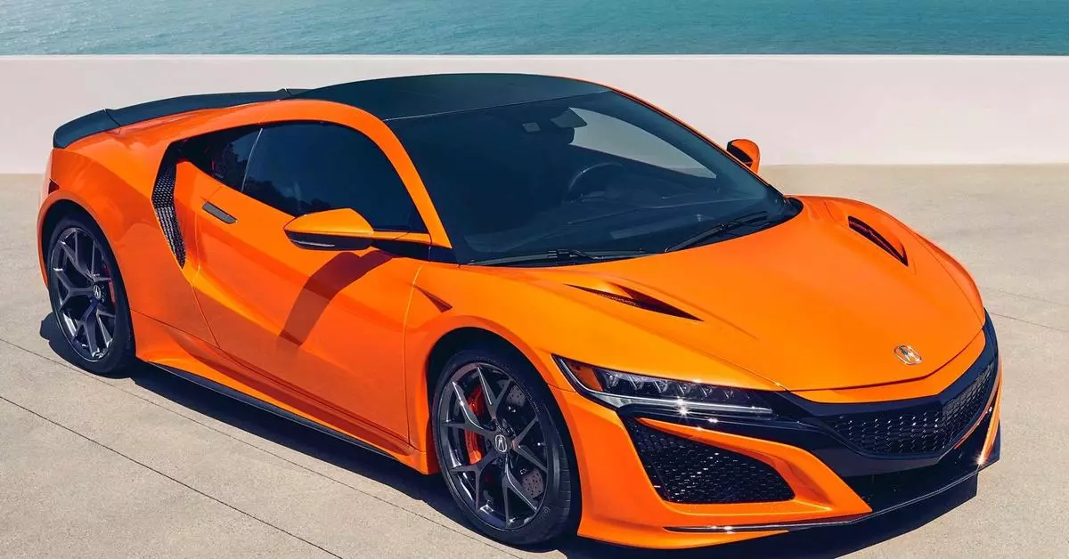 Acura yaxshilangan NSX SuperCar