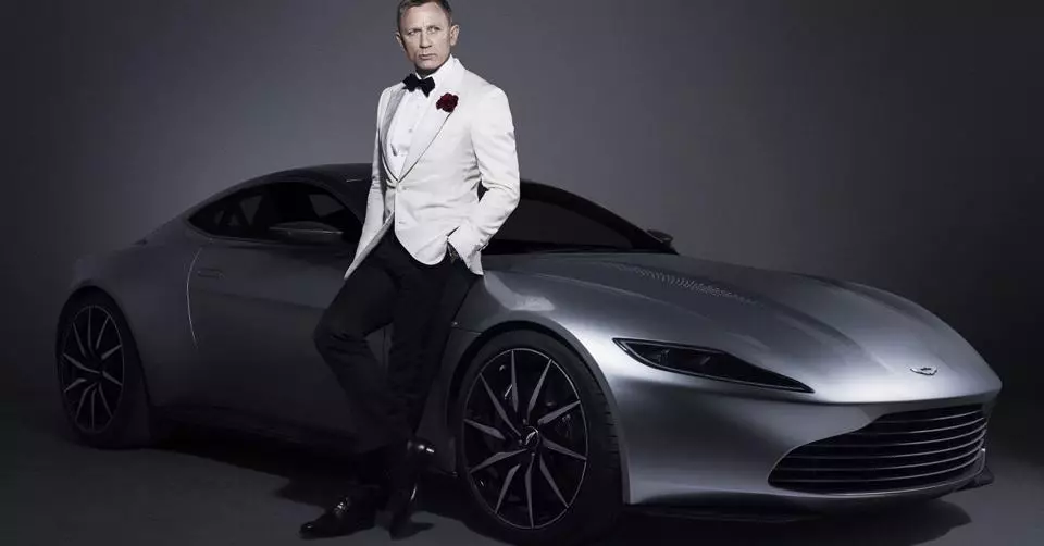 Aston Martin DB10 James Bond 2,1 millió dollárért kerül eladásra