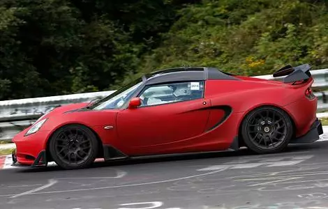 Lotus portò la versione stradale dell'ELISE da corsa ai test 25150_2