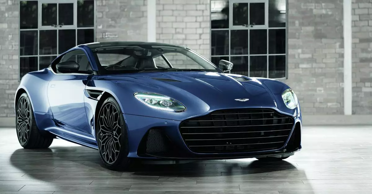 Aston Martin alitoa DBS Coupe na Design kutoka Daniel Craig