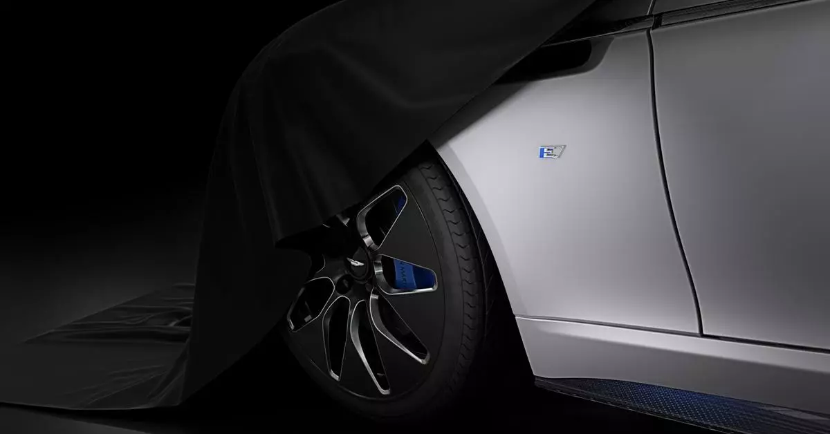 Aston Martin membuka Electric Supercar Rapide E