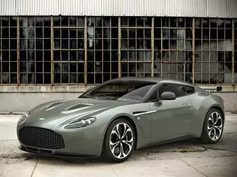 Aston Martin showed the civil version of the sports car V12 Zagato 2573_1