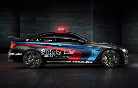 BMW M4 variklis įrengta vandens įpurškimo sistema 25842_3