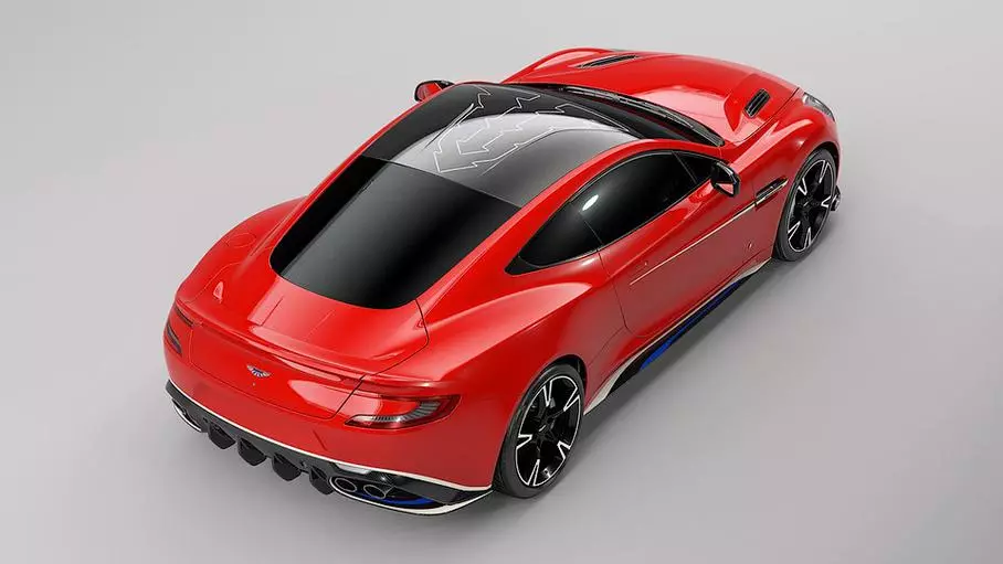 Aston Martin toegewy aan Vanquish se Britse aerobatiese groep 2596_3