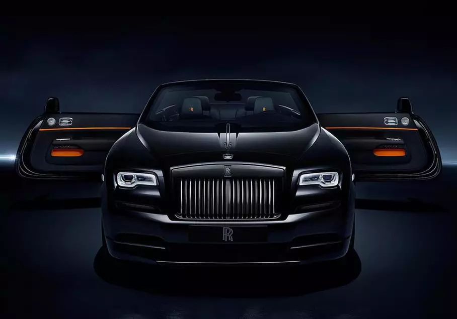 Rolls-Royce made a very black DAWN with a forced motor 26420_3