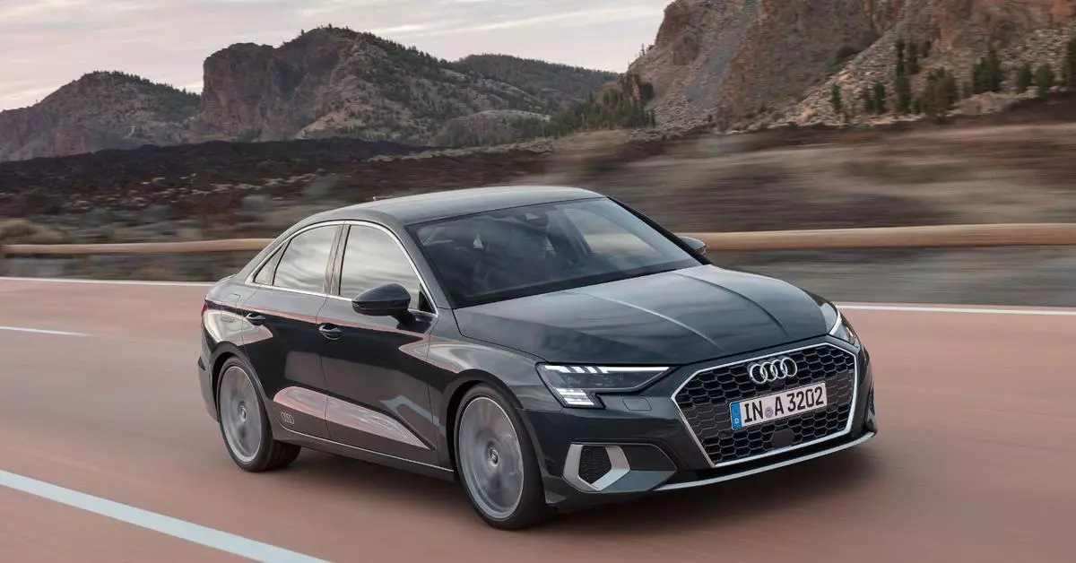 Audi adawululira tsatanetsatane wa Russian A3 Sedan ndi Sportback