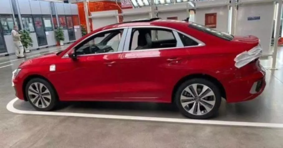 Newul Audi A3 Sedan ajambulidwa asanakhale