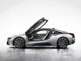 Rangkaian mendapat gambar kereta sukan siri BMW I8 27420_1