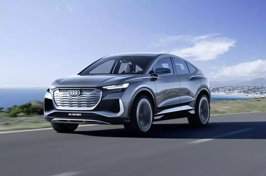 Odhalil Electric Coupe-Crossover Audi Q4 Sportback 2761_3