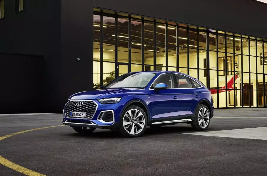 ครอสโอเวอร์ Audi Q5 Sportback เข้าสู่ตลาดรัสเซีย