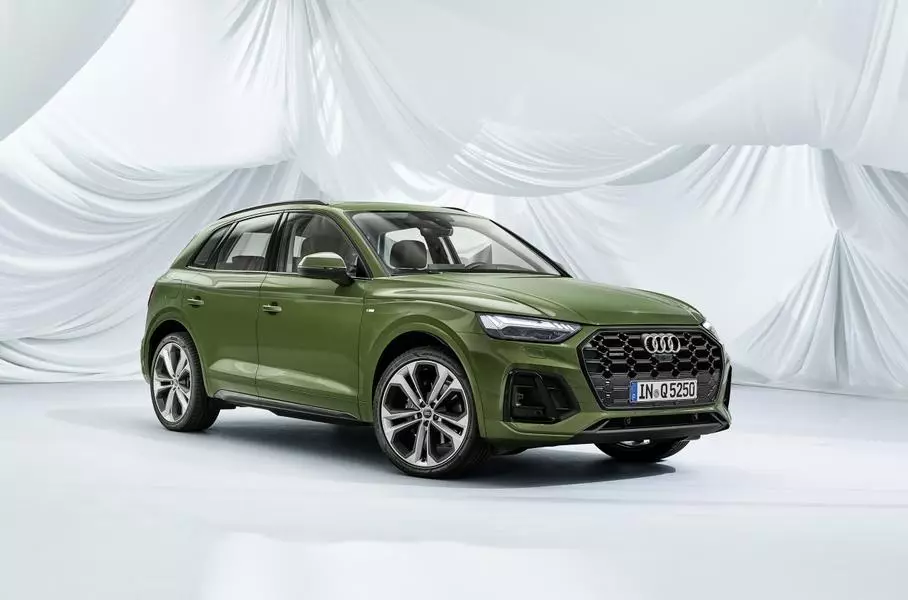 Bywurke Audi Q5 krige ljochten mei 