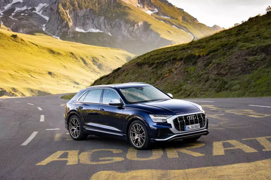 Audi SQ7 iyo SQ8 loogu talagalay Ruushka ayaa fududeyn doona oo daciif ah 2792_1