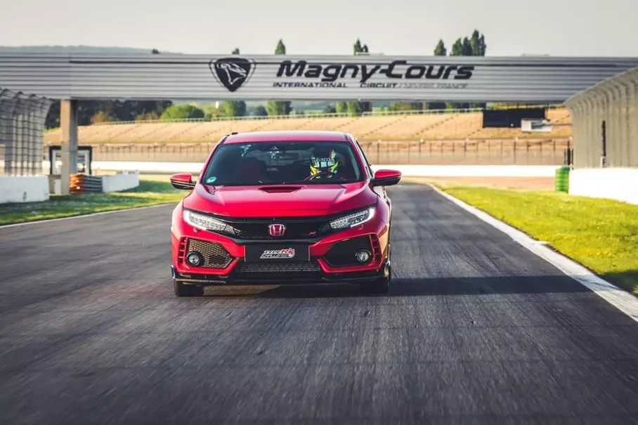 Honda Civic Type R Stel in nije rekord yn foar auto's foar front-wiel 28216_3