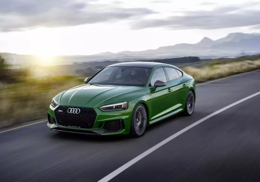 Nova York debutó a cinco portas Audi RS5