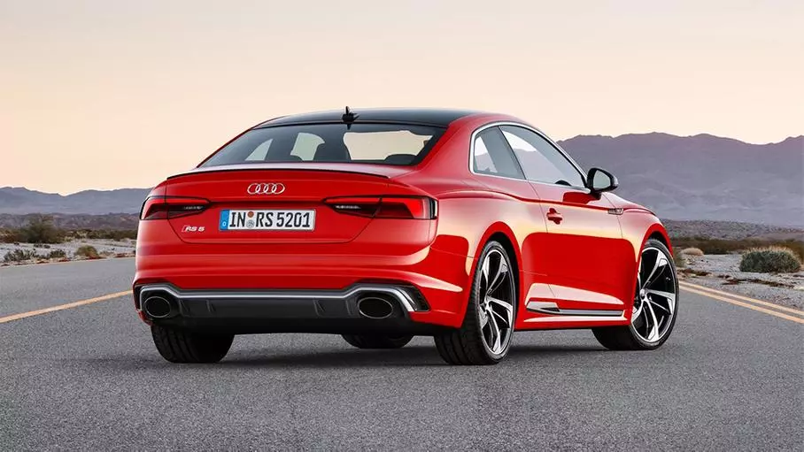 New Audi RS5 dia nanatanjaka sy haingana kokoa BMW M4 2851_2