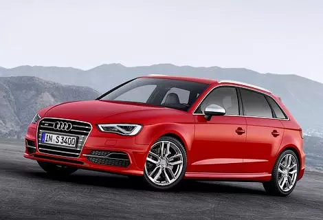 Harga Rusia untuk Keluarga Audi S3 menjadi terkenal 2880_3