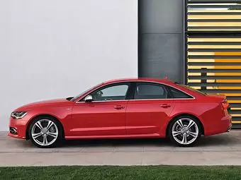 Audi рассакрэціла "зараджаныя" версіі мадэляў S6 і S7