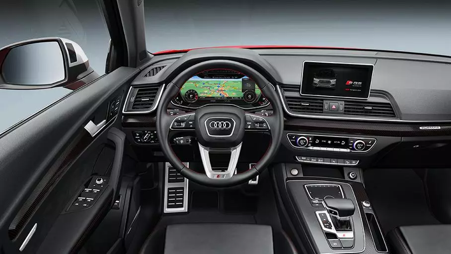 Audi Q5의 가장 강력한 버전의 루블 가격 지정 2931_3