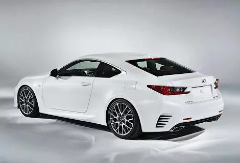 Coupe Lexus RC သည်အားကစားအစီအစဉ်များကိုအားကစားတစ်ခုရရှိခဲ့သည် 29900_2