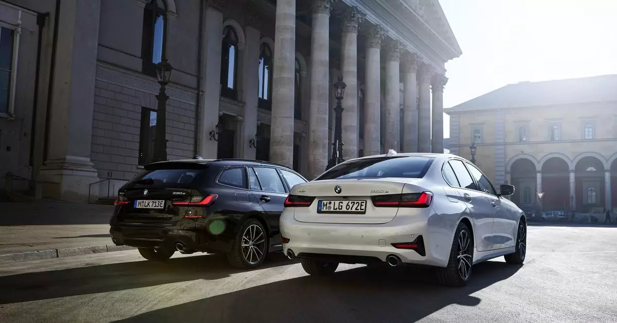 Ni BMW 3 Surner ti han "awọn hybrids" awọn hybrids lori Diesel