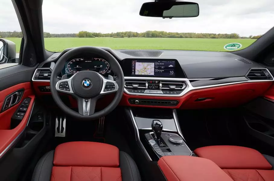 La nuova BMW 4-Series Coupe è stata completamente aperta su immagini ufficiali. 3066_2