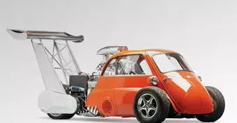 Amerikalı bir düz xəttdə yarış üçün avtomobildə BMW Isetta'ya çevrildi