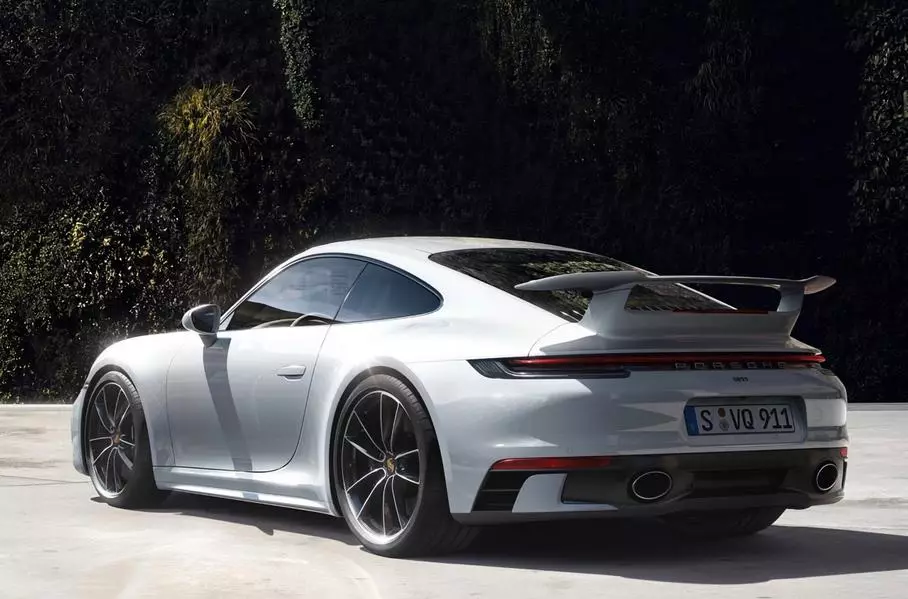 Porsche 911 جدید پیشرفت های آیرودینامیکی را دریافت کرد 31457_1