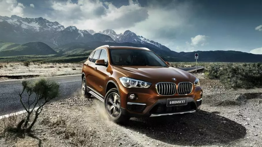 Mhéadaigh BMW X1 do Sínis 3233_2