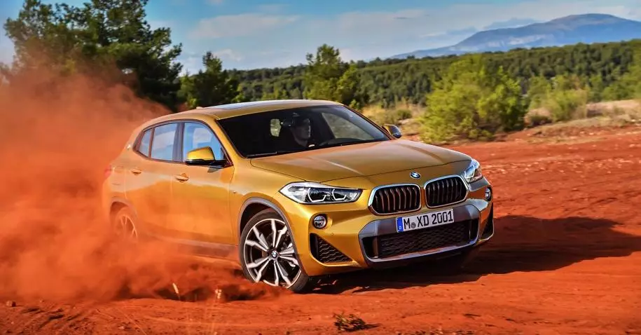 BMW X2 ಗಾಗಿ ರೂಬಲ್ ಬೆಲೆಗಳು