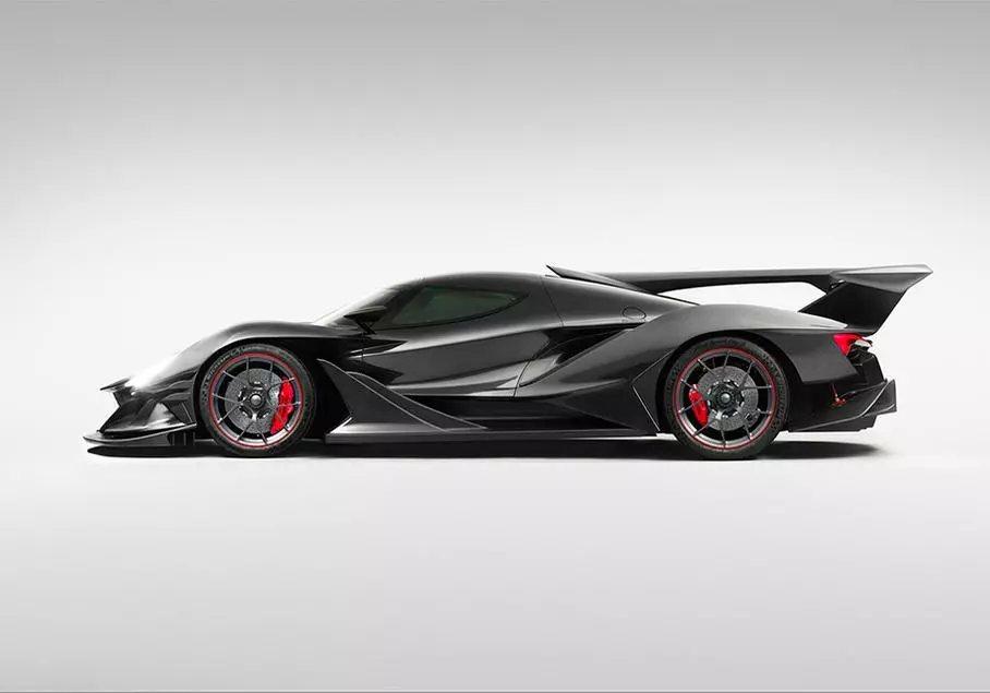 Apollo IE Hypercar：許多碳，780 HP和1350公斤的夾緊力 32581_2