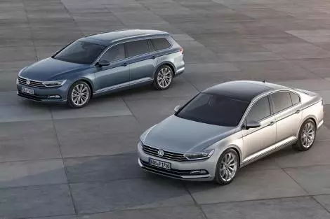 Volkswagen ໄດ້ສະເຫນີ Passat ລຸ້ນໃຫມ່ 33272_12