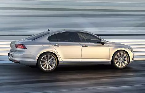 Volkswagen ha presentato un passat di nuova generazione 33272_2