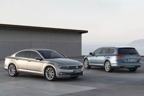 Volkswagen ໄດ້ສະເຫນີ Passat ລຸ້ນໃຫມ່ 33272_8