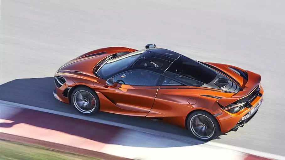 Disodlodd McLaren Coupe 650au gyda supercar 720-cryf newydd 35456_4