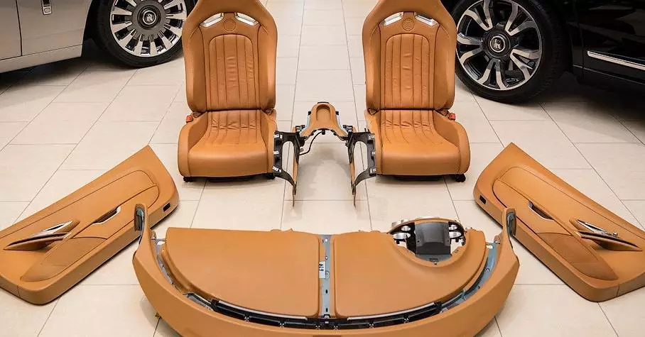 En eBay puxo o interior de Hypercar Bugatti Veyron