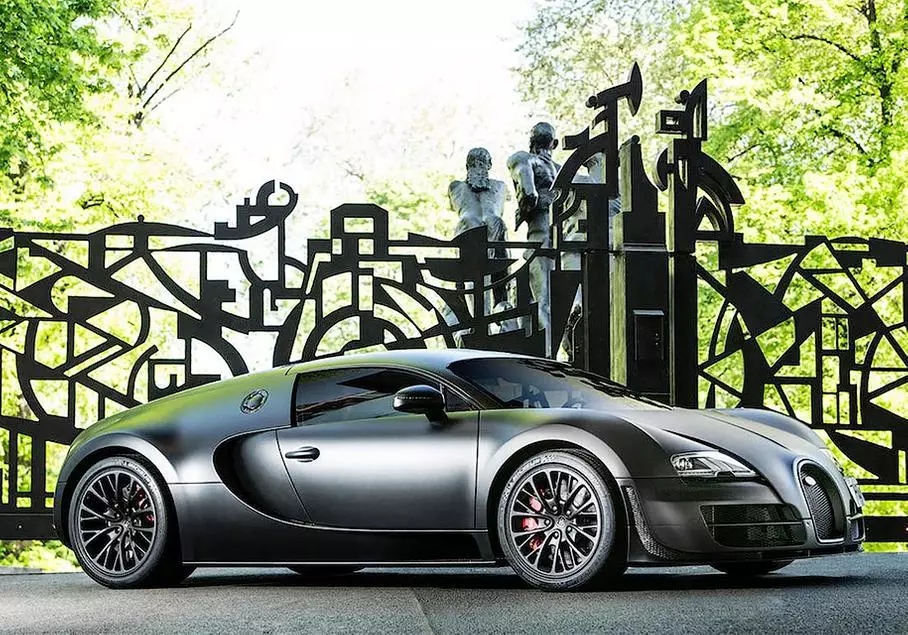 Lêste Seriële Bugatti Veyron Super Sport sil tastien wêze mei in hammer 3558_1