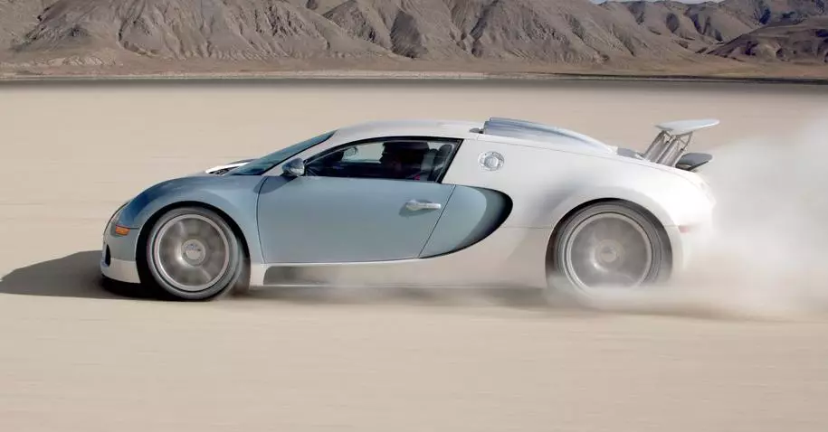 Bugatti aumentou a garantía de Veyron a 15 anos