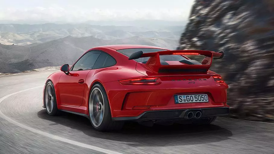 Porsche aftur til laghólfsins 911 GT3 