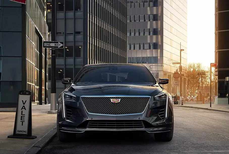 Cadillac altı ayda öldürəcək bir model üçün sifariş almağa başladı 3625_1