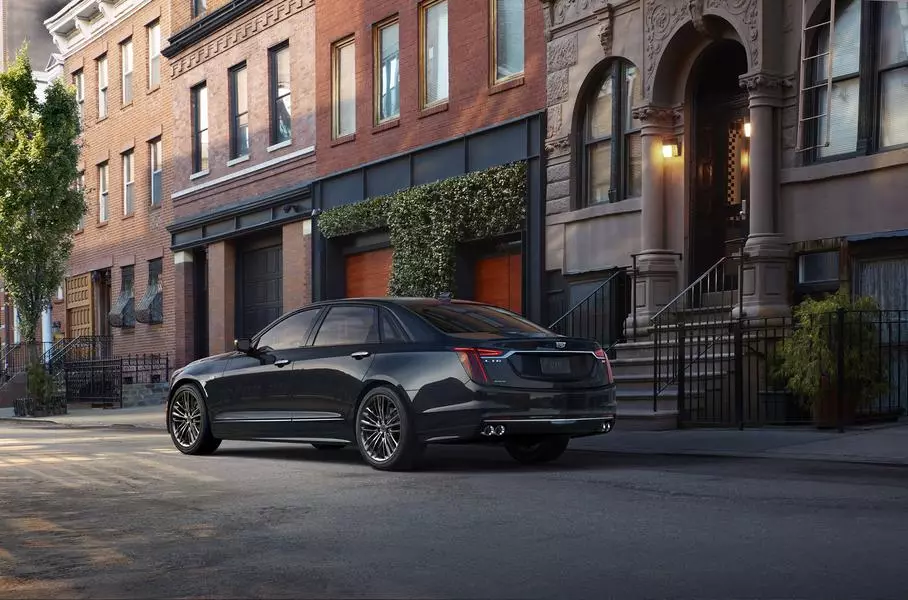 Cadillac vai parar a produção do bandeirismo Sedan CT6 3626_2