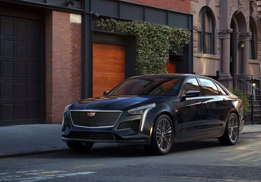 The flagship sedan Cadillac CT6 has been updated and received a "charged" version C V8