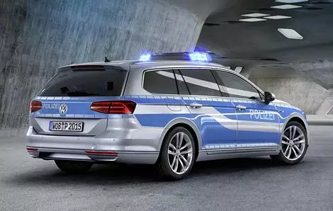 Volkswagen polis için bir hibrit 